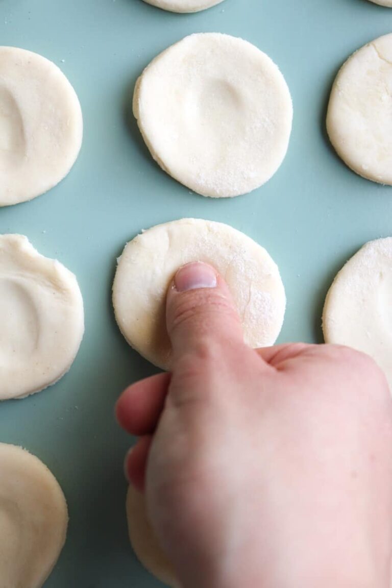 Easy Kolaczki Recipe (Solo Brand Kolacky Thumbprint Cookies) - Season ...